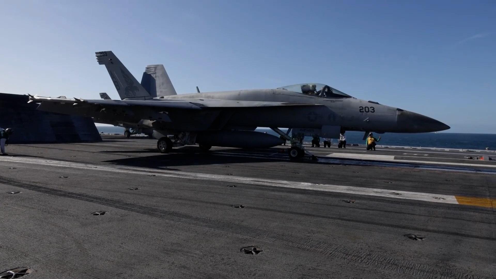 US Fighter Jets Lift Off & Landing on Nimitz