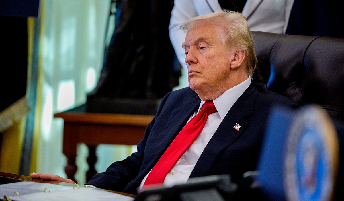 ‘Sleepy Donald’ – Social media reacts as Trump appears to doze off ...