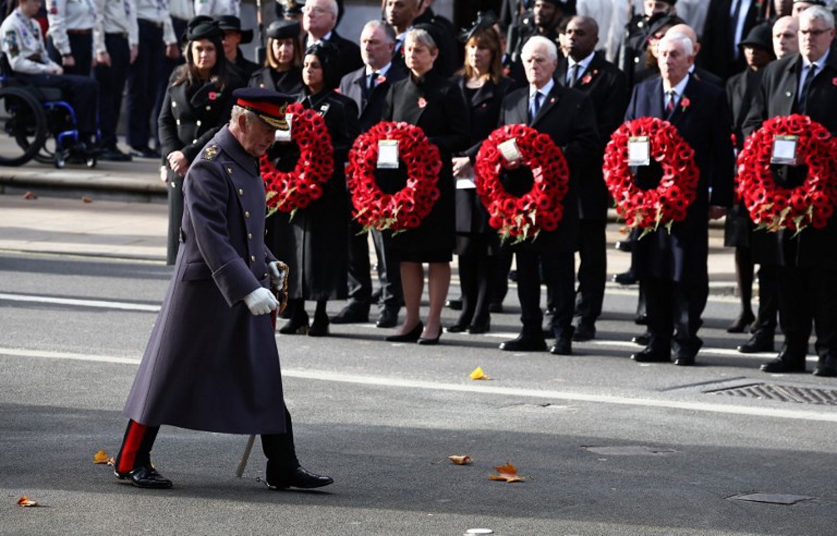 Charles III mène les traditionnelles commémorations pour les soldats ...