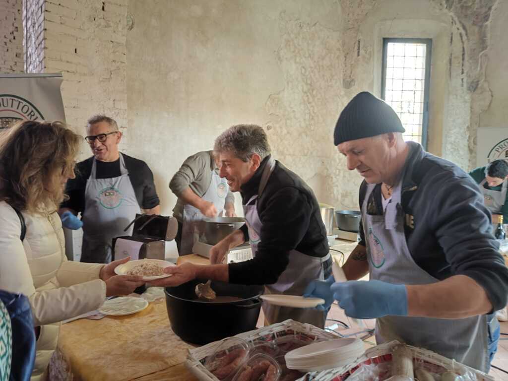 Monastero della Bernaga, 125 metri di focaccia alla luganega per ...