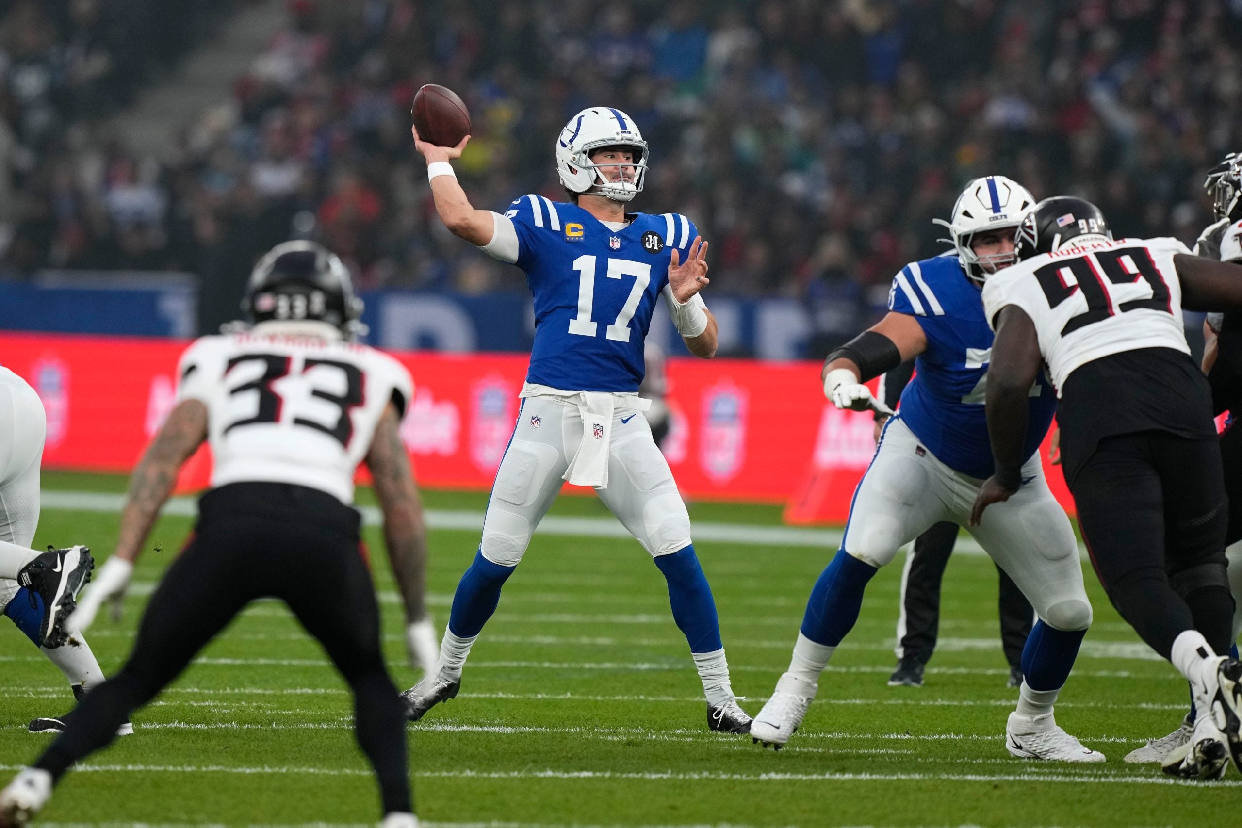 Halftime: Colts trail Falcons 14-13