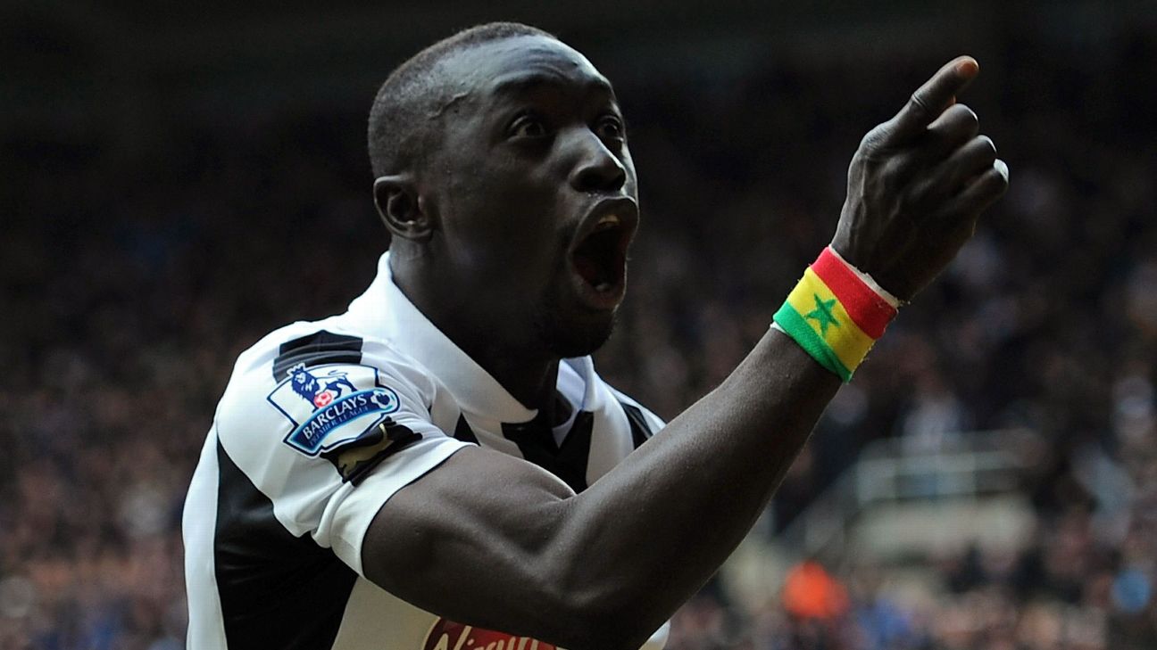 Papiss Cissé chuckles at Sunday league woes, but scores six