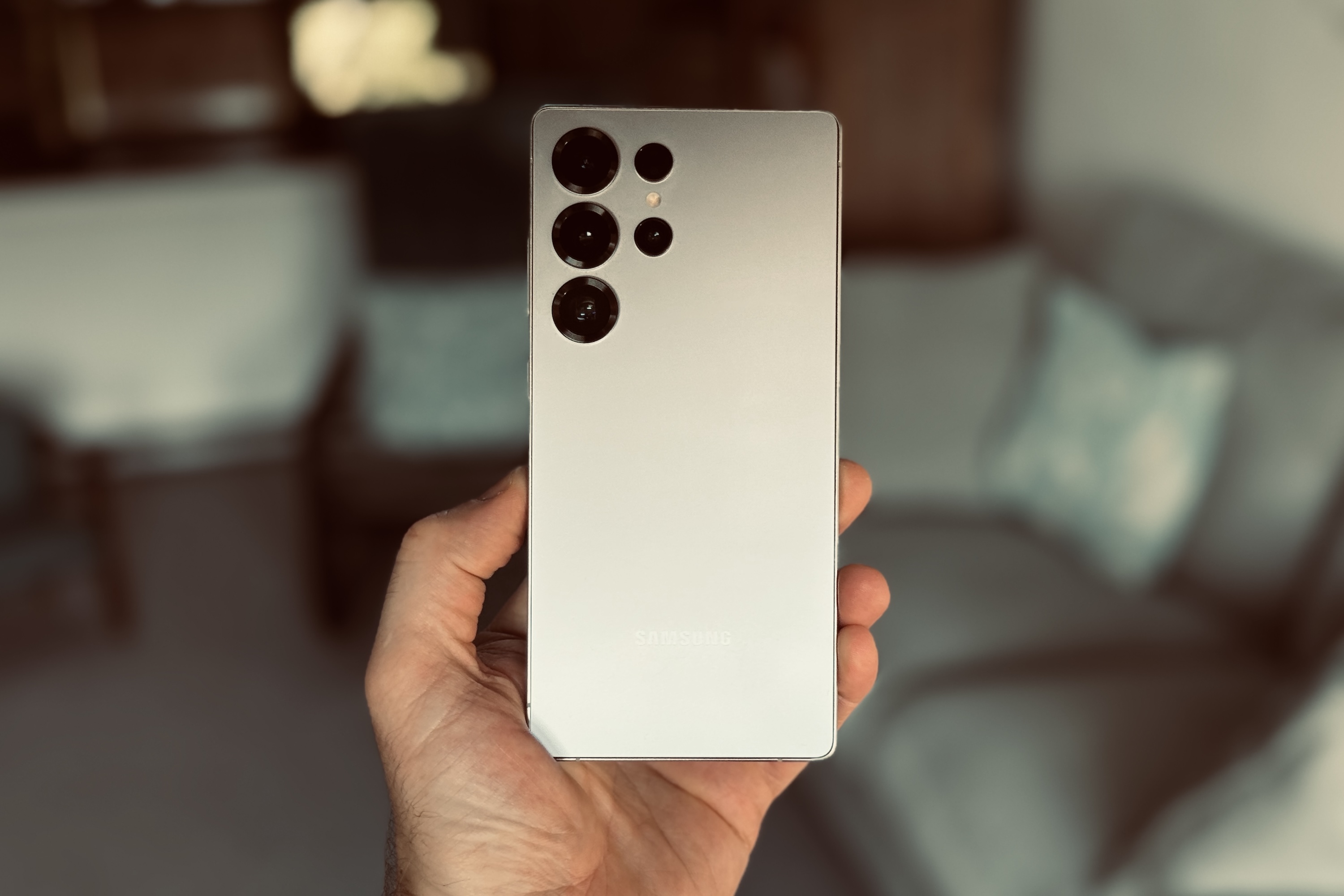 Samsung may stick with Snapdragon for the Galaxy S26 Ultra