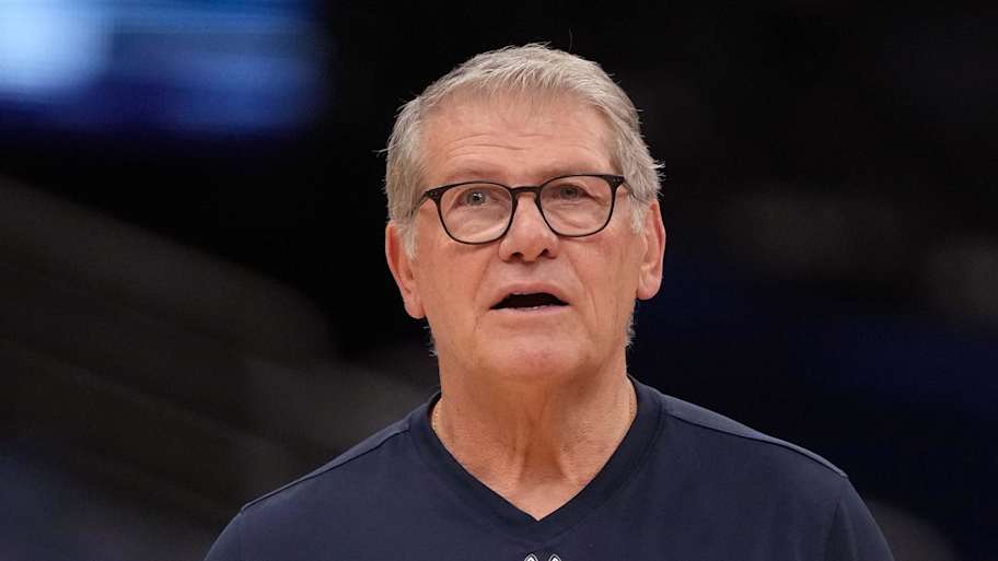 Geno Auriemma Opens Up About 'Worry' Amid UConn Retirement Question
