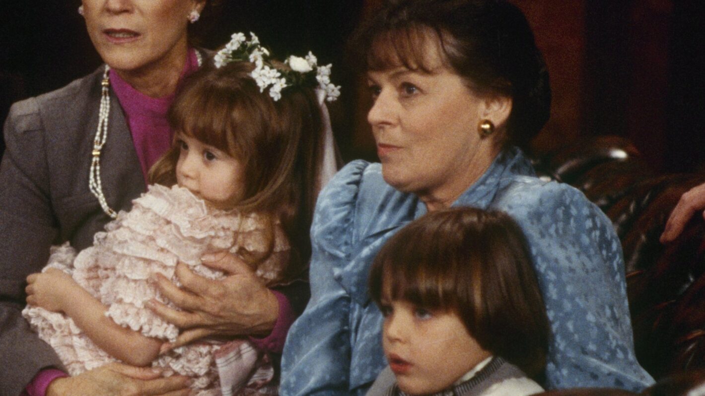 Betty Harford Dead: ‘Dynasty’ & ‘The Paper Chase’ Actress Was 98