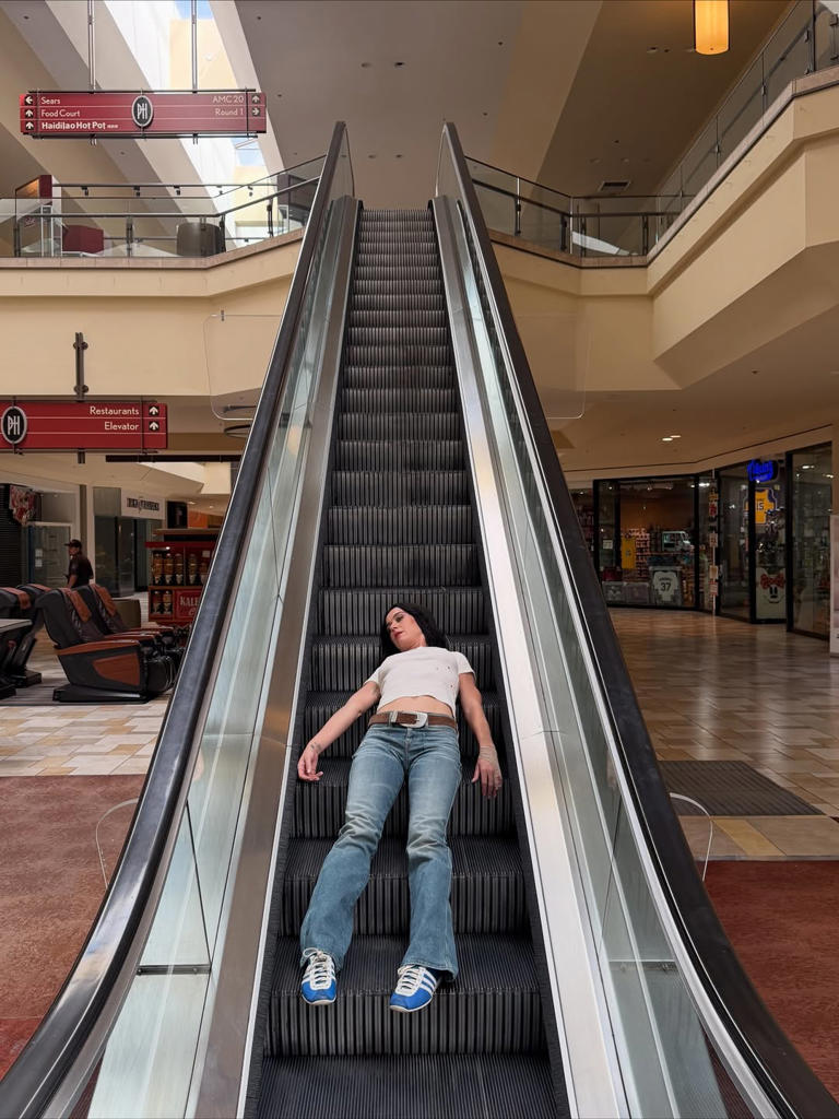 Katy Perry emotionally speaks out about ‘vulnerable’ song ‘Bandaids ...