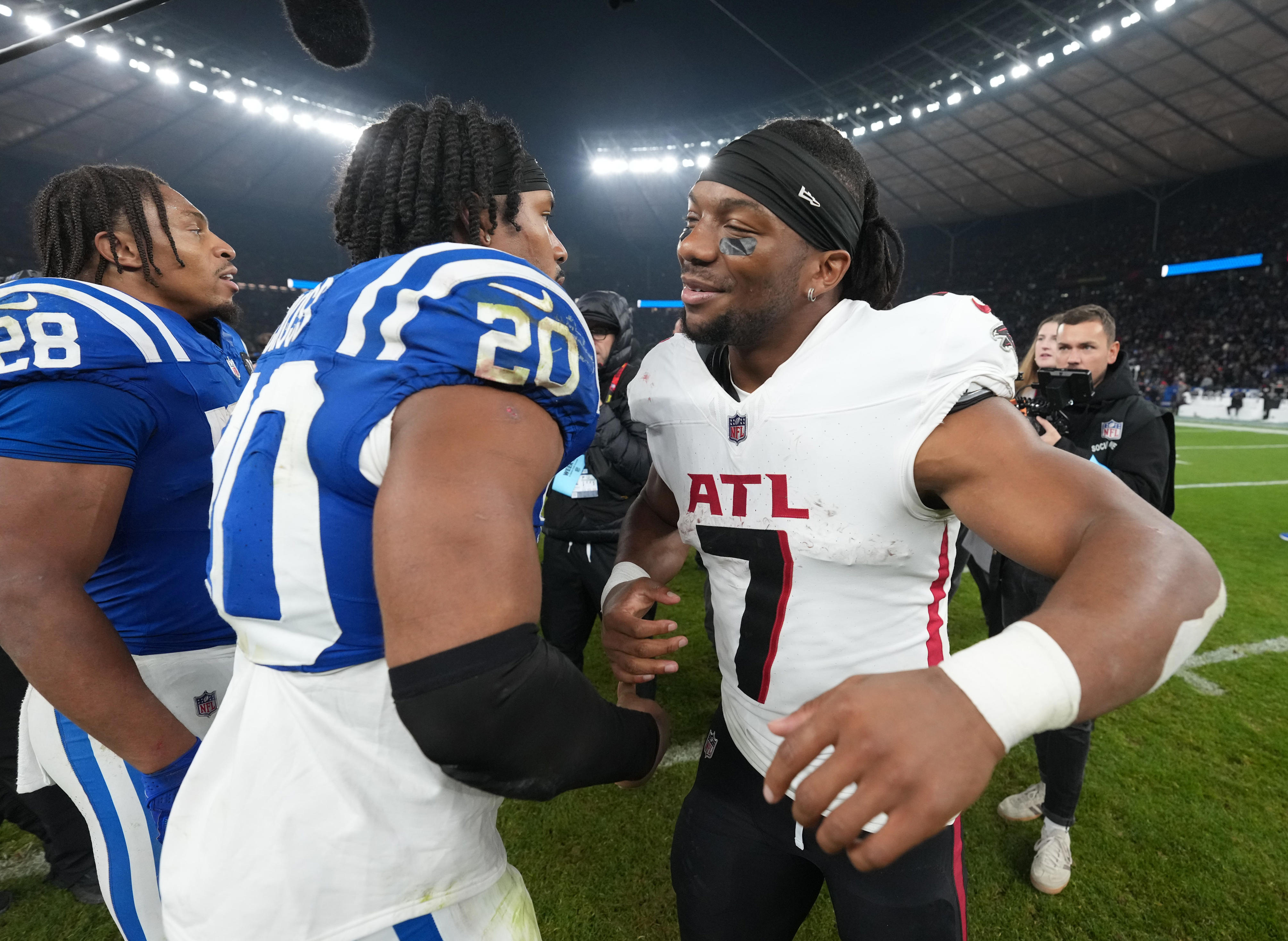 NFL world reacts to Falcons' overtime loss to Indianapolis Colts