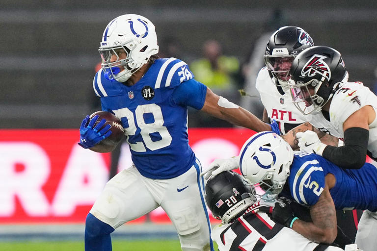 Colts are rolling again after another dazzling performance from ...