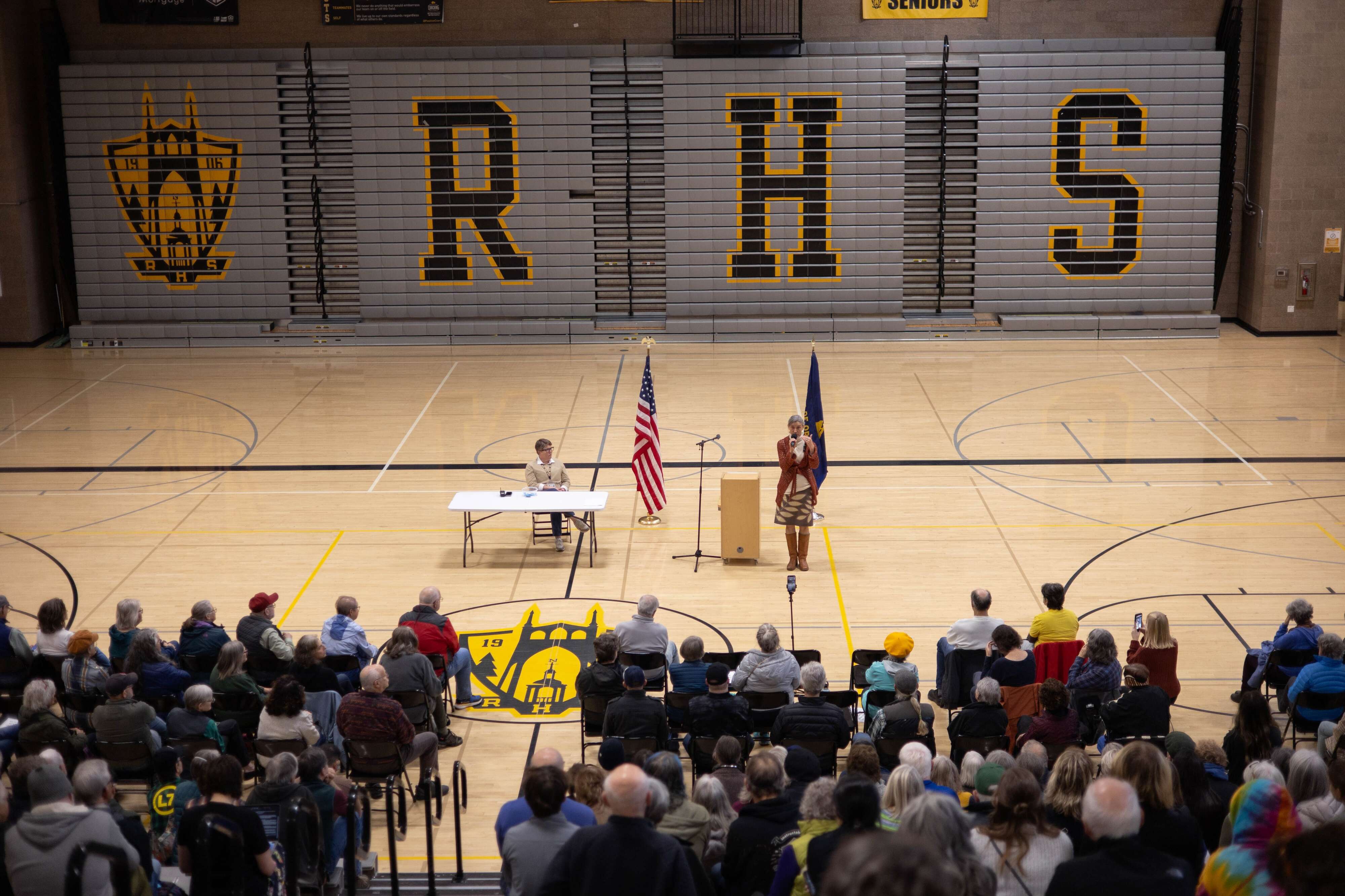 ‘A failure of government’: Rep. Dexter talks immigration, the shutdown ...