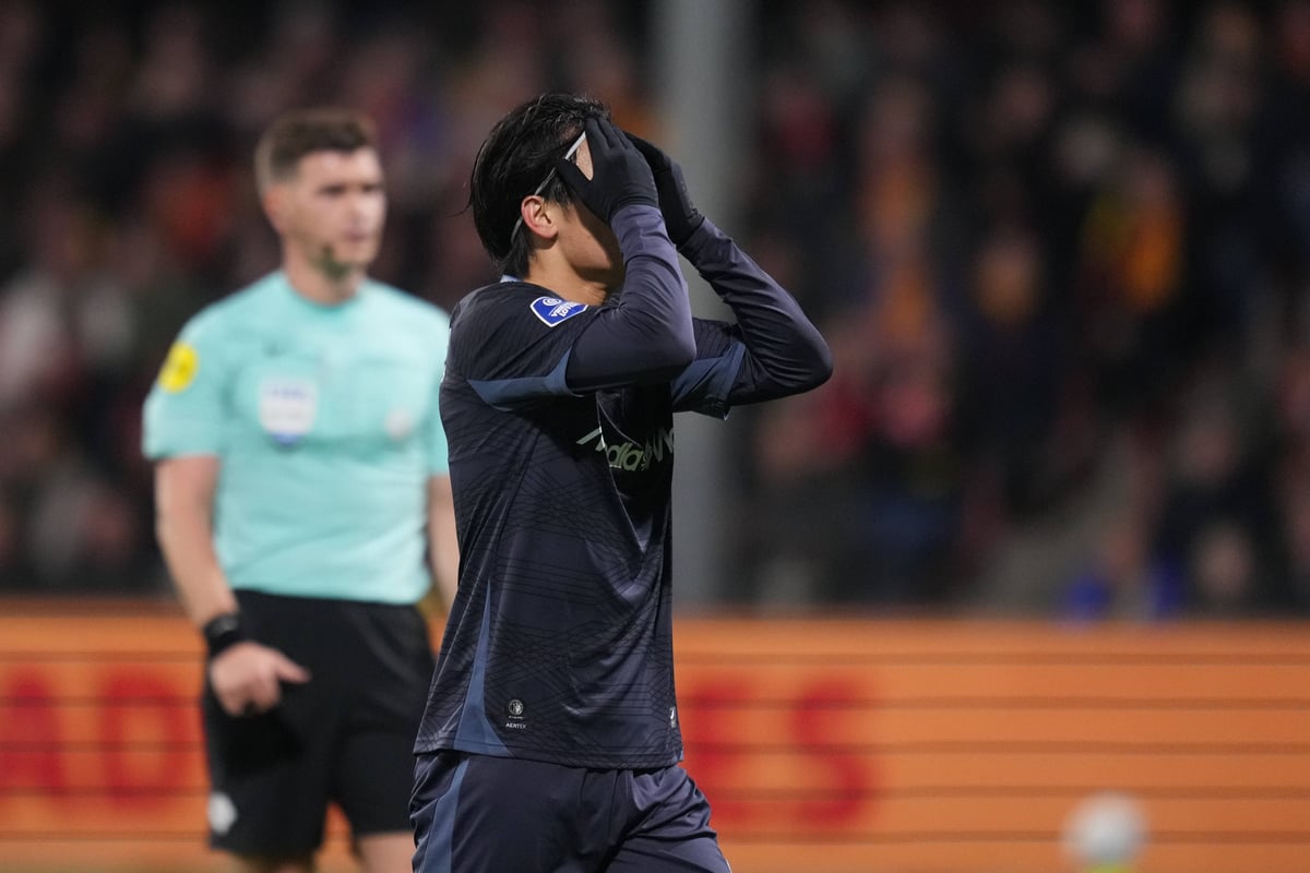 Zwak Feyenoord verliest en loopt grote schade op in strijd om landstitel