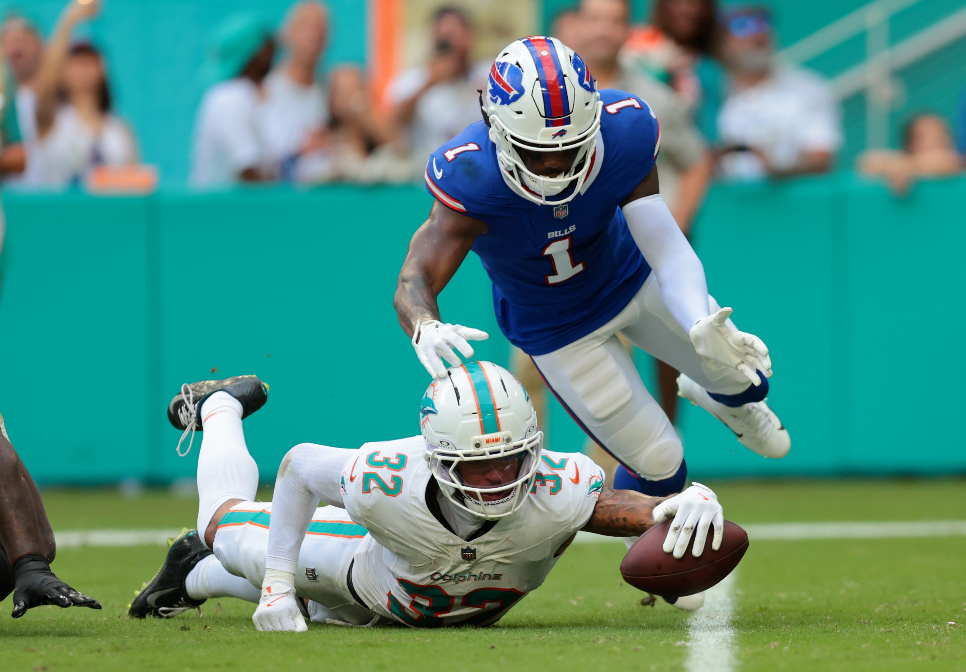 'New guys' like JuJu Brents help Miami Dolphins finally corral Josh ...