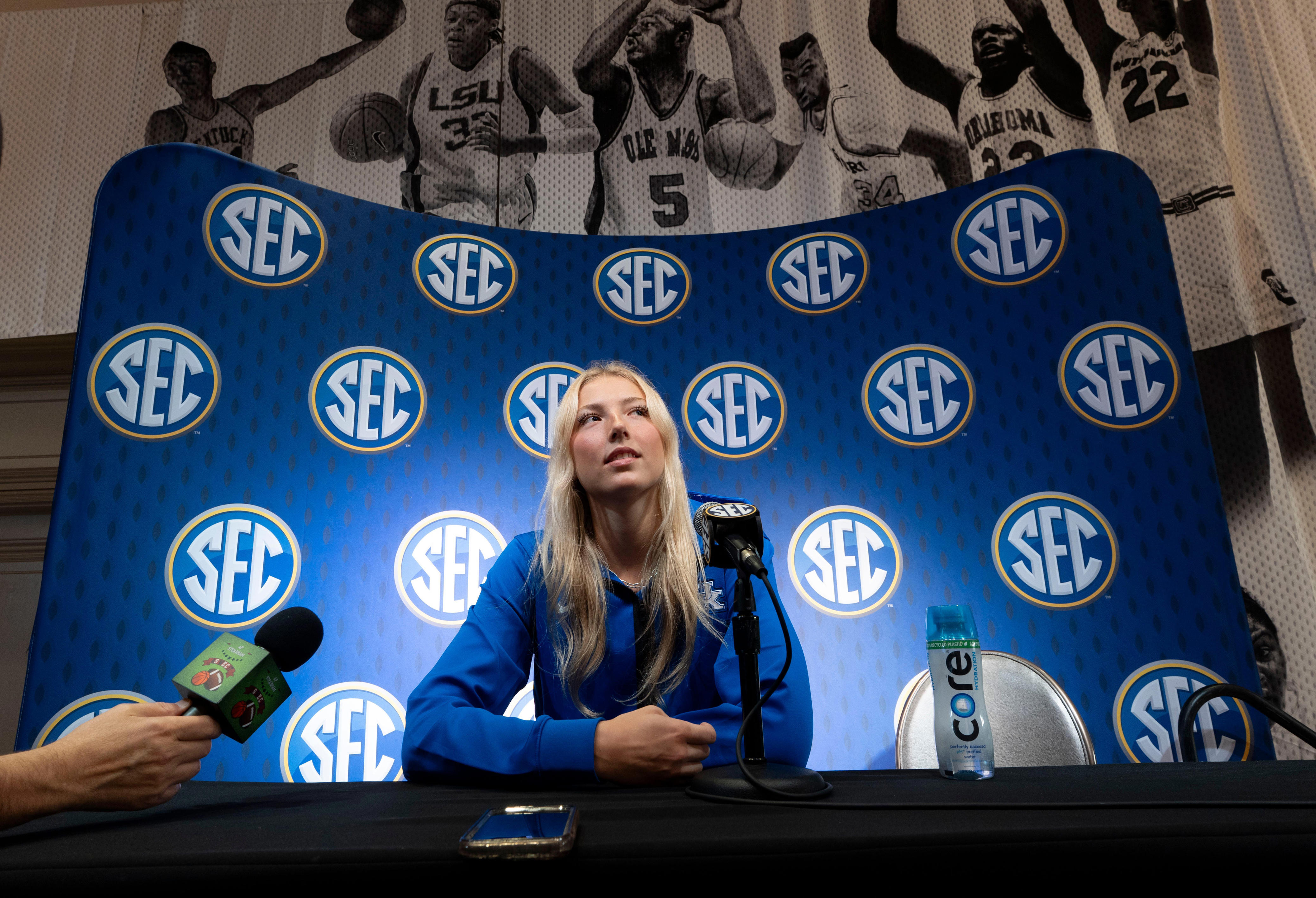 Another Clara Strack double-double leads Kentucky WBB past Marshall