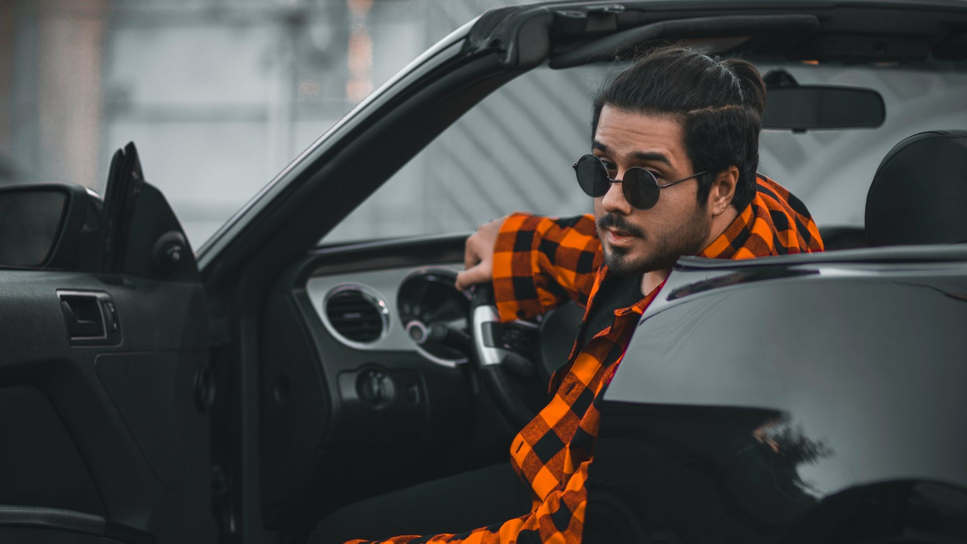 If You Really Want To Impress Women With Your Car, Stop Doing These ...