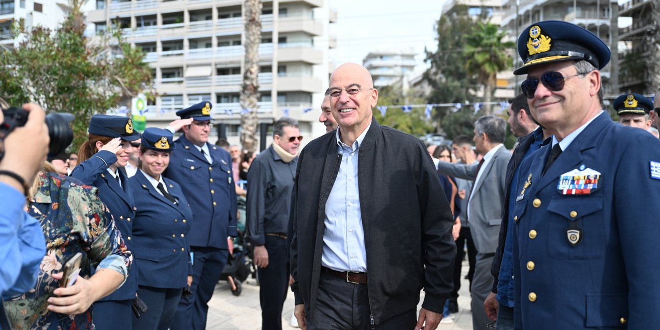 Δένδιας: Η Πολεμική Αεροπορία αλλάζει εποχή με τεράστιες δυνατότητες