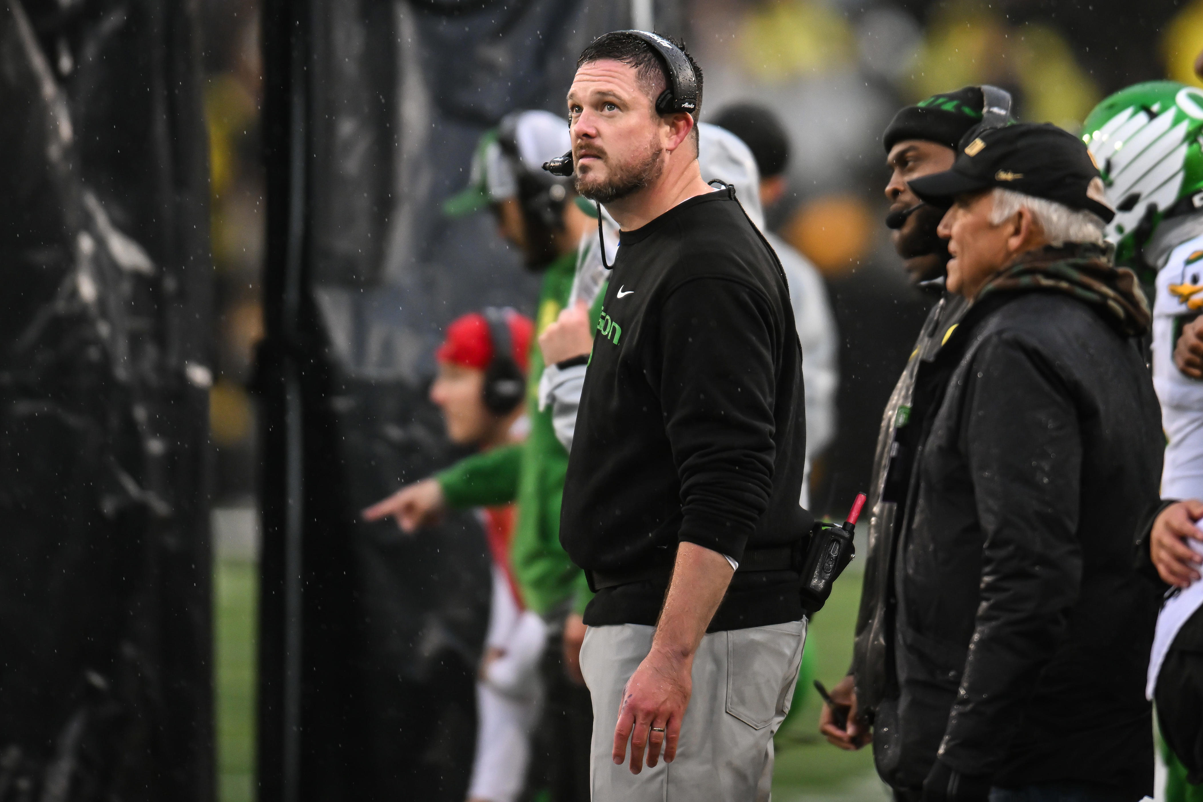 Five questions Oregon Ducks will have to answer in Week 12 matchup with ...