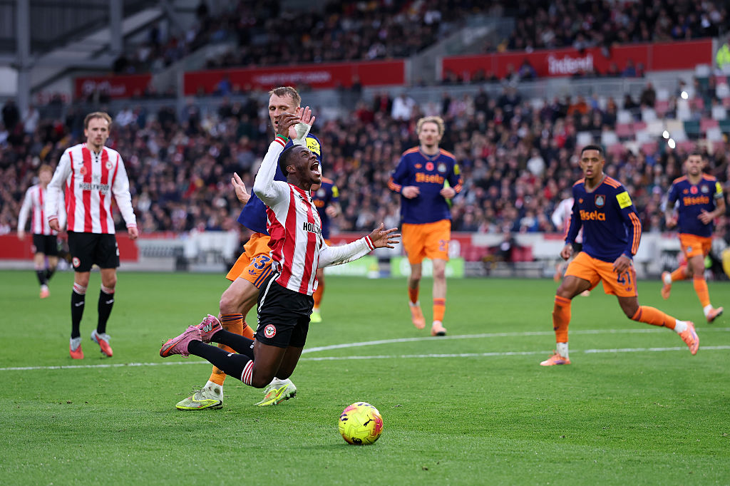 Premier League release official statement on controversial Brentford v ...