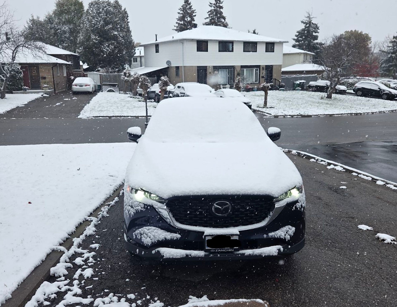 Early-season snowfall hits southern Ontario, risk of 5-10+ cm