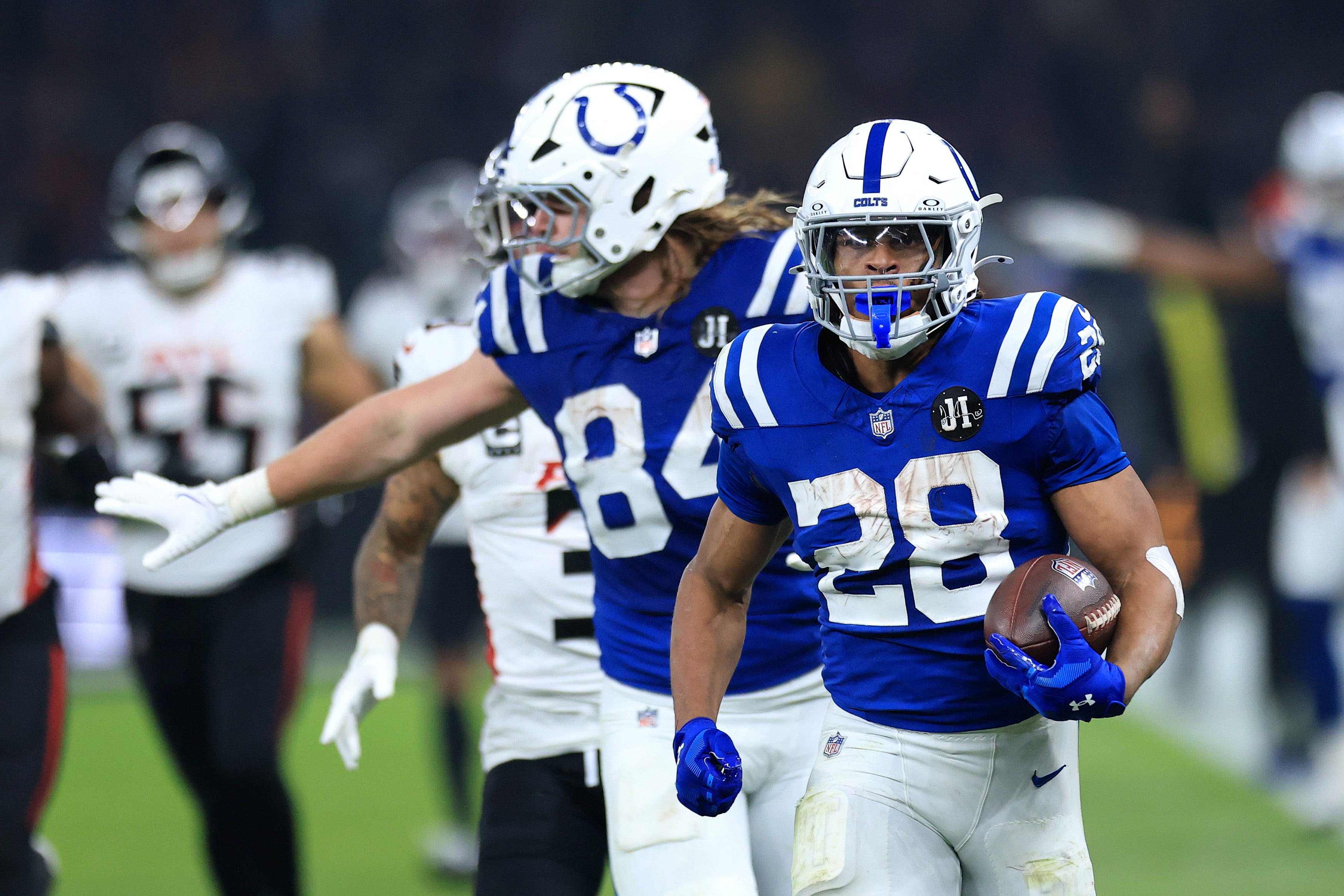 Meet Jonathan Taylor's 'police escort' on his spectacular 83-yard TD ...