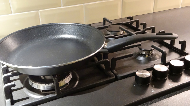 Avoid A Kitchen Catastrophe By Keeping These Things Out Of Your Oven