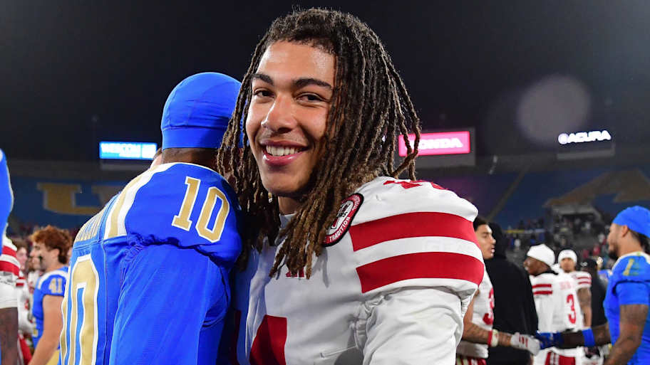 TJ Lateef humbled by Nebraska fans’ ovation after the final whistle: ‘I ...