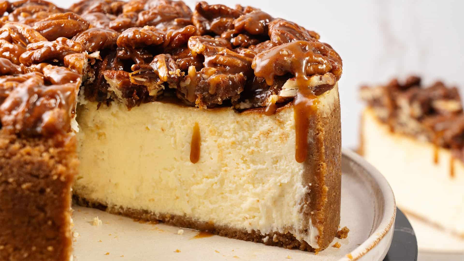 22 Creamy Homemade Cheesecakes That Rival Any Fancy Restaurant Dessert