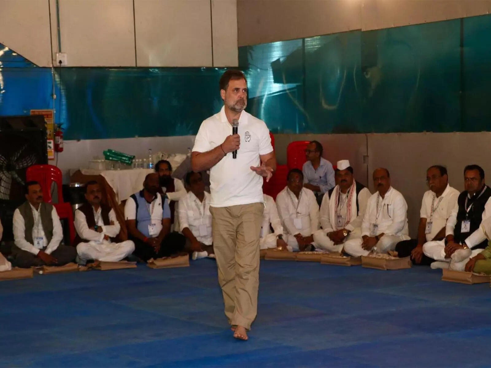 Rahul Gandhi earns 10 push-up 'punishment' for late arrival at Congress training camp in MP