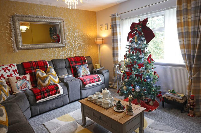 I was bullied but now I'm a successful writer and inspiring people with ...