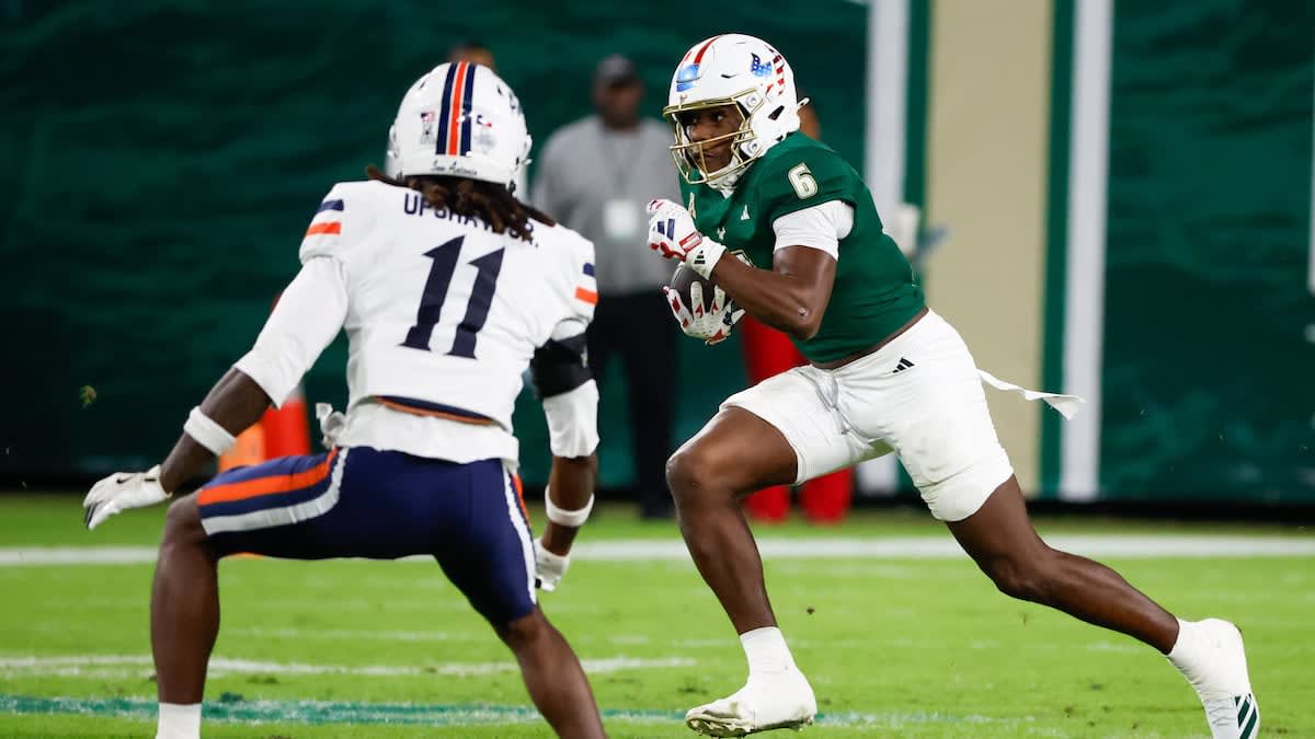USF Bulls back in AP top 25. Will they get a nod in next CFP rankings?
