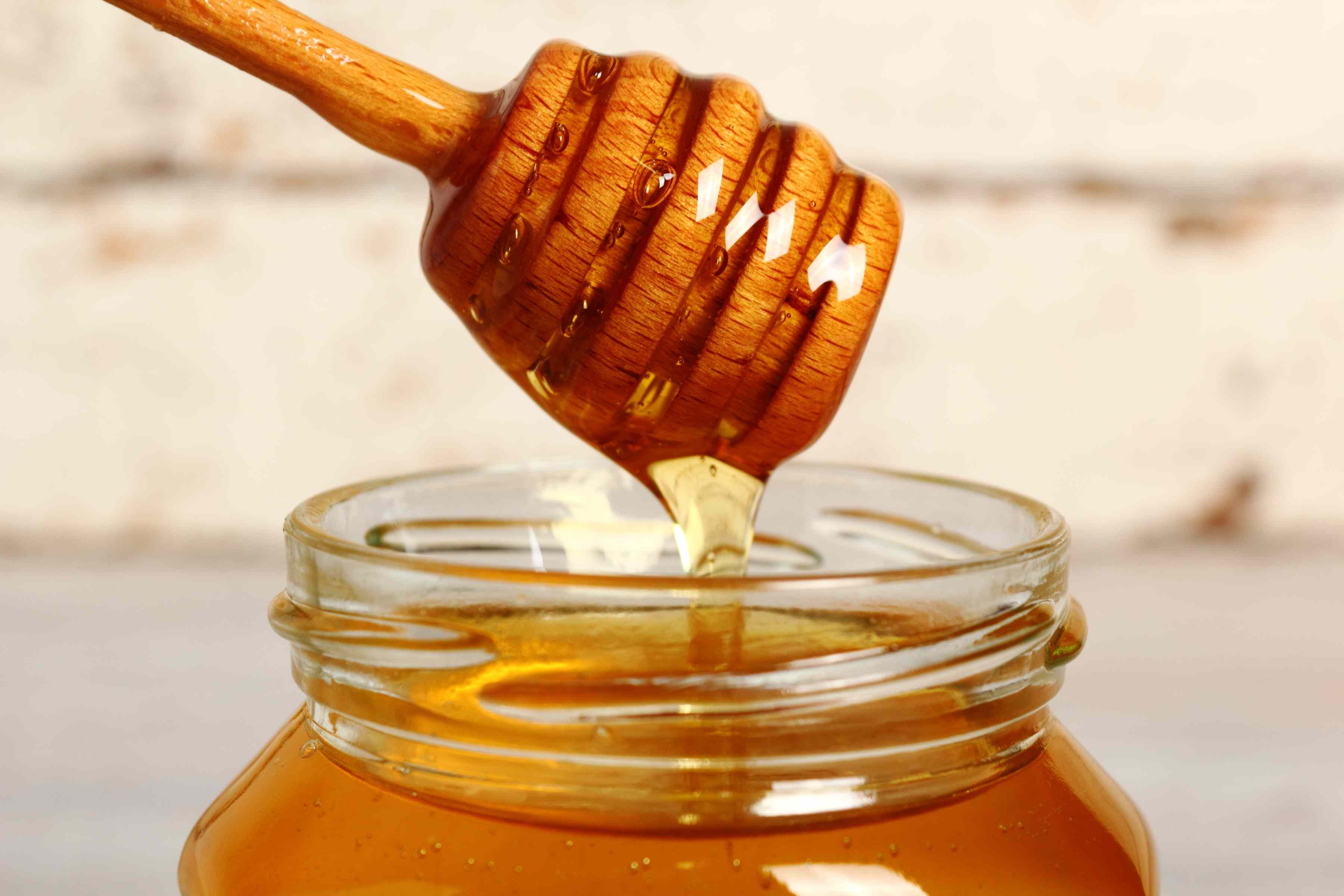 How to measure honey so it slides right out of the cup