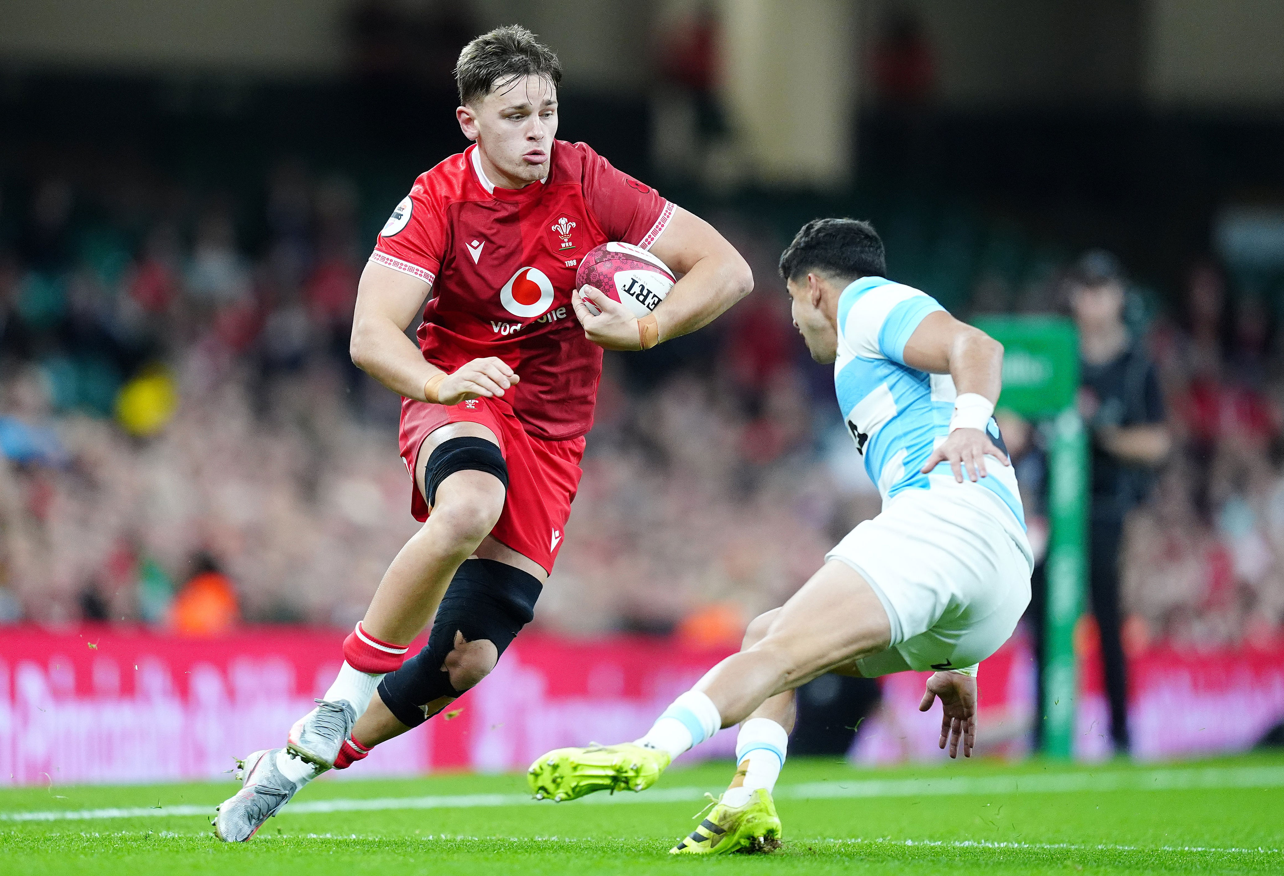 Wales fall to heavy Argentina defeat in Tandy’s first match