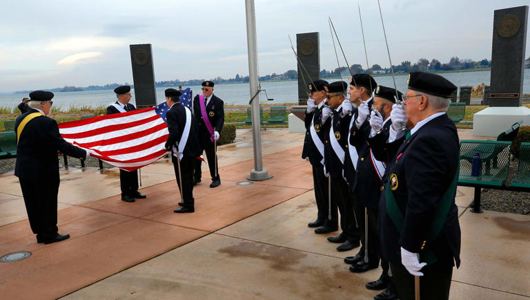 Restaurants offering special deals for Veterans Day in Tri-Cities