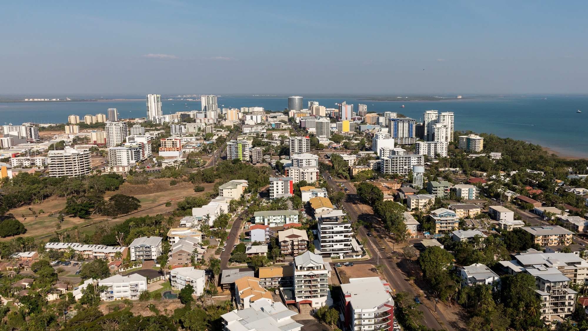 Respected engineer sounds alarm on extent of defective Darwin apartment ...