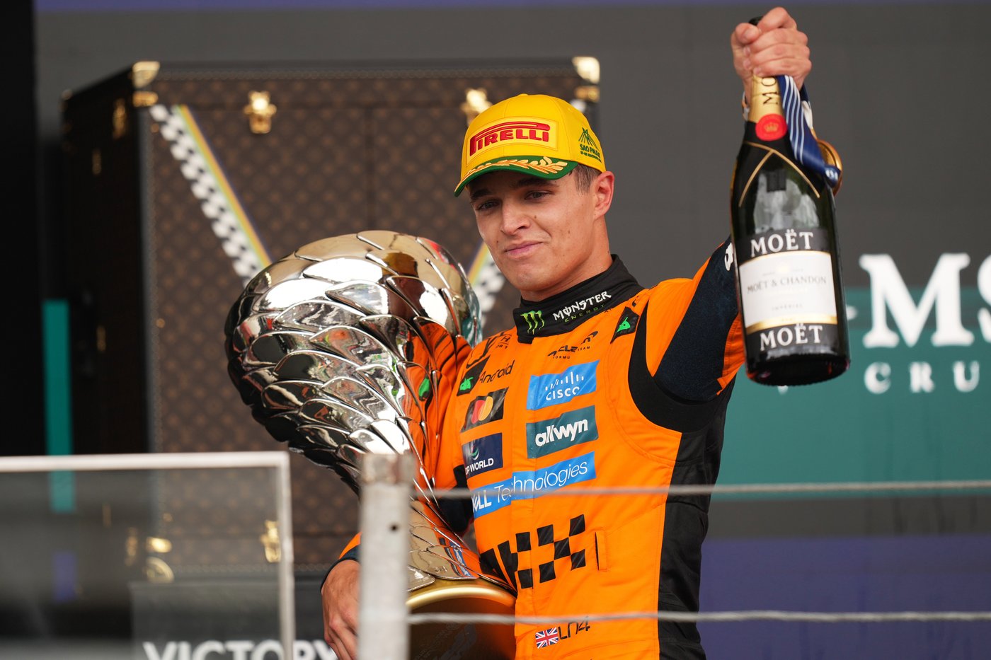 F1: Lando Norris remporte le Grand Prix du Brésil et accroît son avance au classement