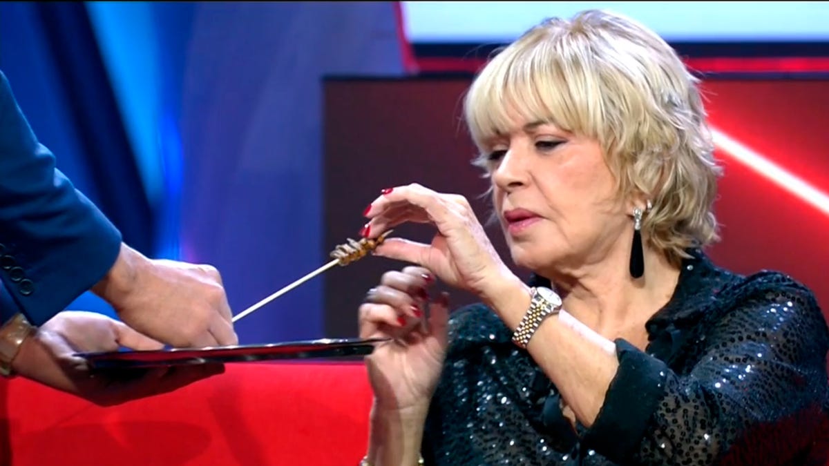 Bárbara Rey salva a Maica de un angustioso momento en directo: "¡Qué asco!"