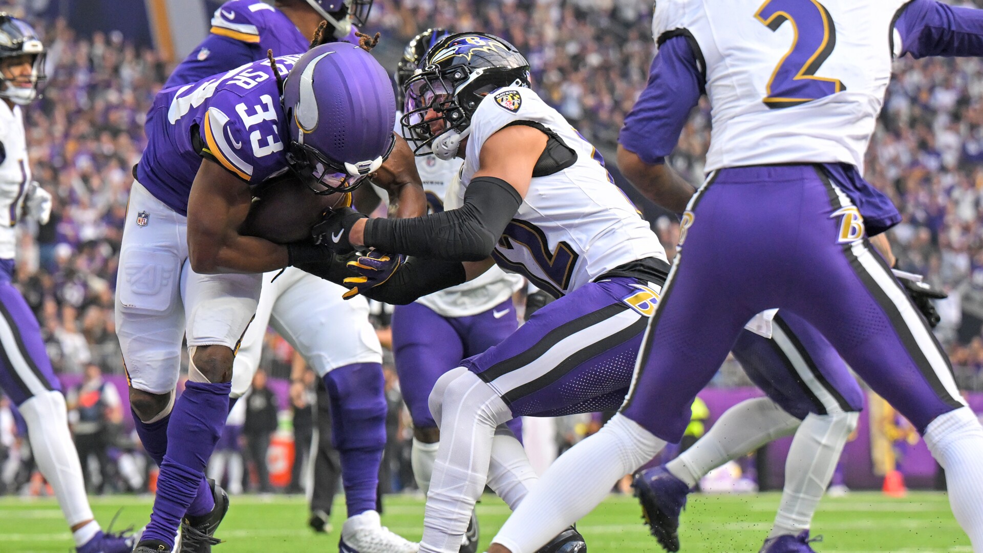 Aaron Jones on Vikings false starts: Ravens were playing a little game ...