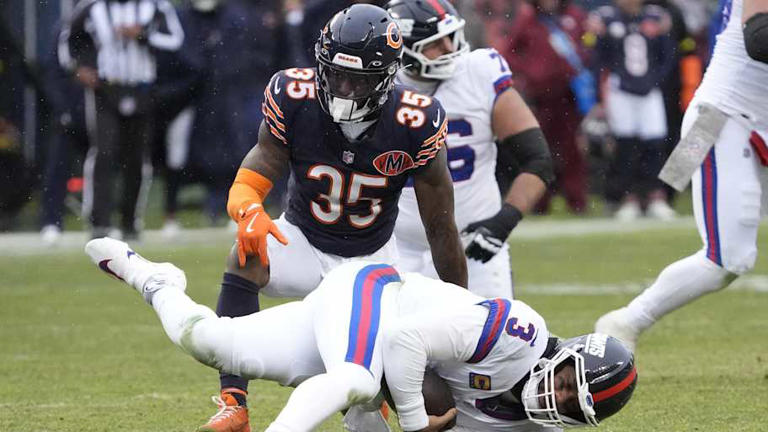 Bears add-on DB C.J. Gardner-Johnson proves a real pain to Giants