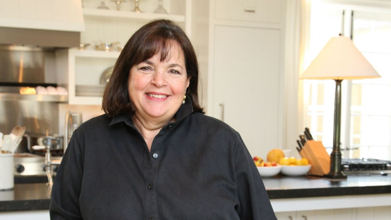 The quiet genius of Ina Garten’s kitchen organization: How a simple pot ...