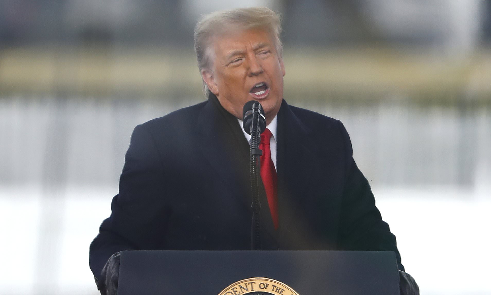 Trump pardons Rudy Giuliani and other GOP operatives for trying to ...