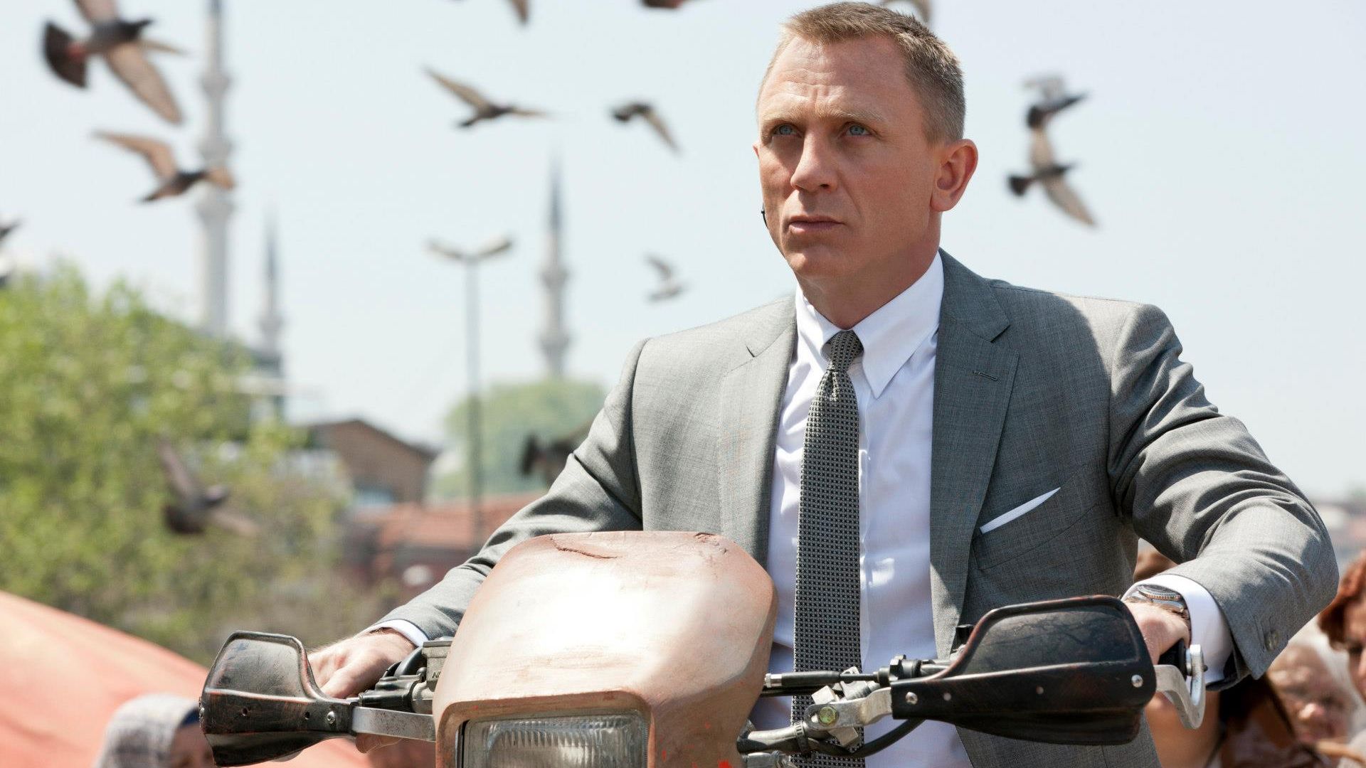 James Bond instantly conquers Netflix’s worldwide streaming charts ...