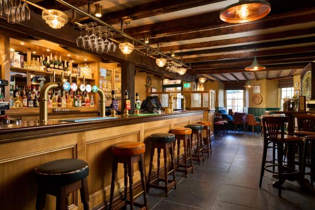 Cornwall pub with 'friendly and helpful' staff named best for an autumn ...