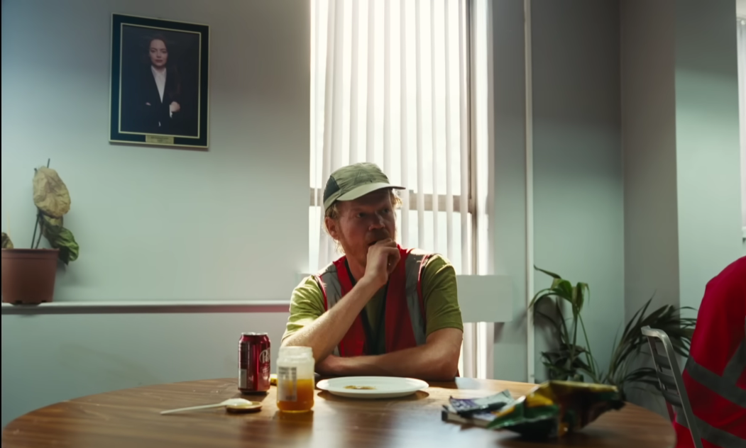 ‘Bugonia’ Review: Yorgos Lanthimos returns with a wickedly weird tale ...