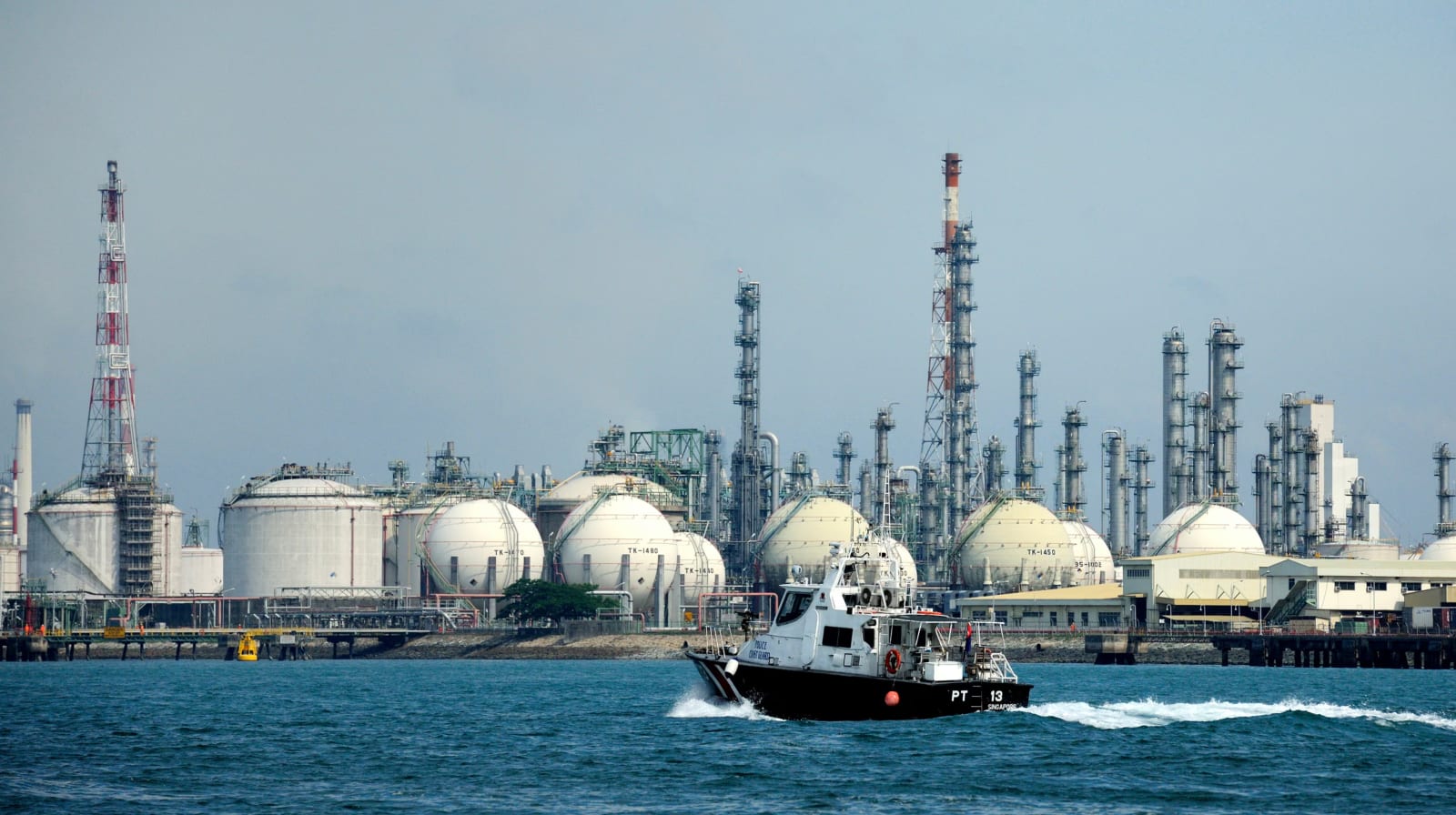 Australian companies import millions of tonnes of Russian oil products ...