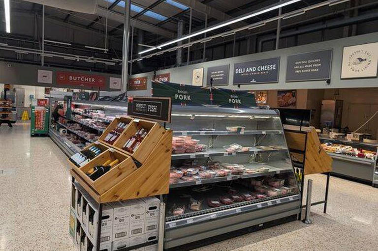 UK supermarket giant confirms mass closures across country – see full list