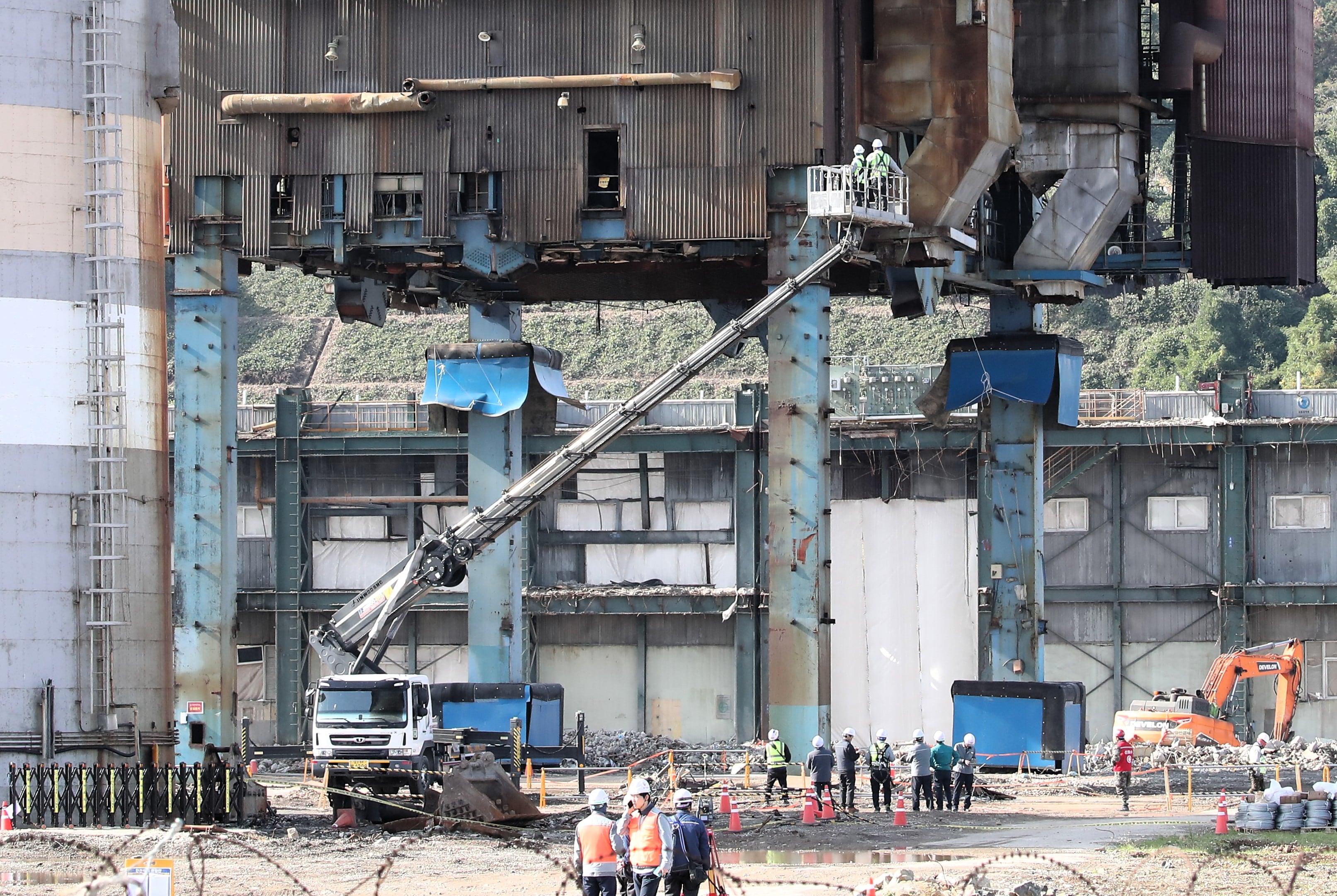 Ulsan Boiler Towers Demolition With 300-Meter Safety Zone