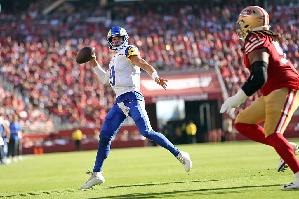 Matthew Stafford throws 4 TDs as Rams beat 49ers 42-26 for their 4th ...
