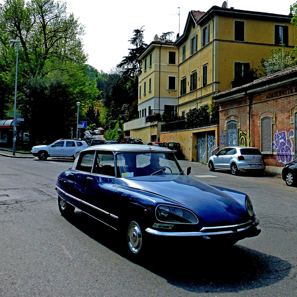 Retro Futurism: 10 Groundbreaking Cars from the '50s to the '80s That ...