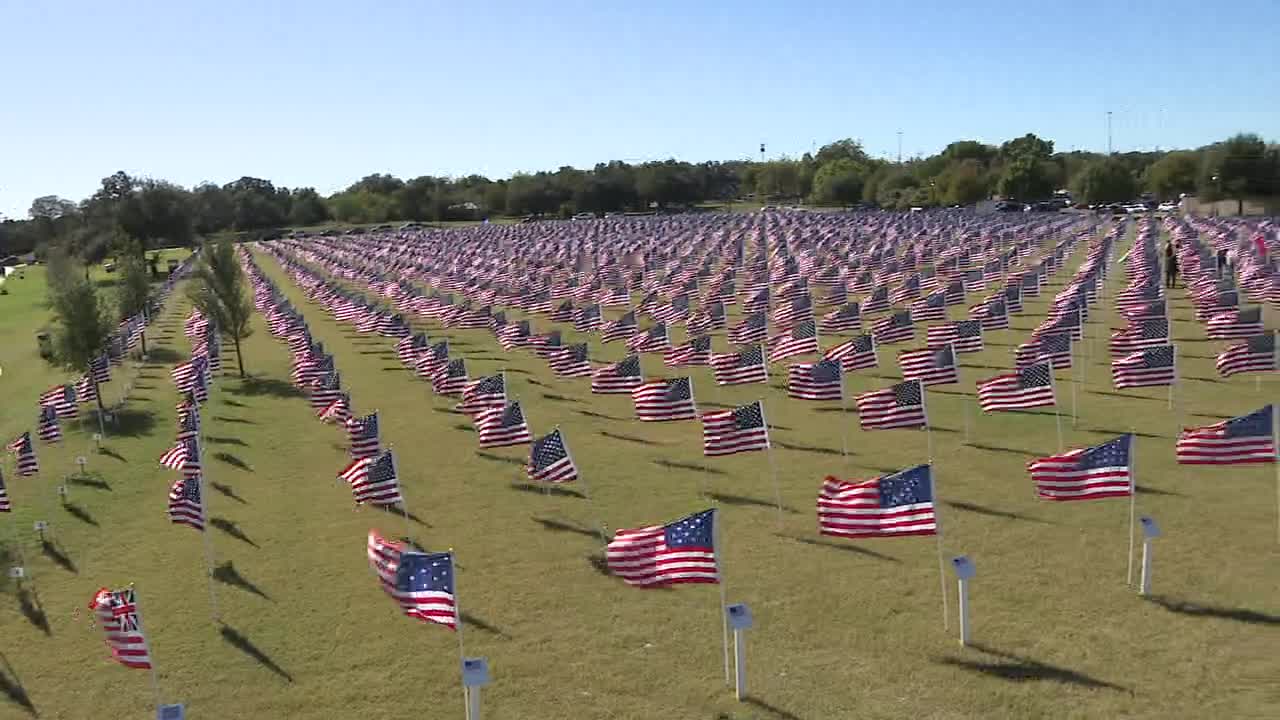 Georgetown unveils record 2,000 flags to honor local heroes at Field of ...