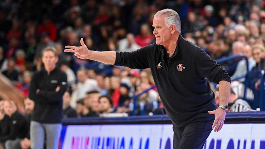 San Diego State men's basketball coach Brian Dutcher earns 200th win
