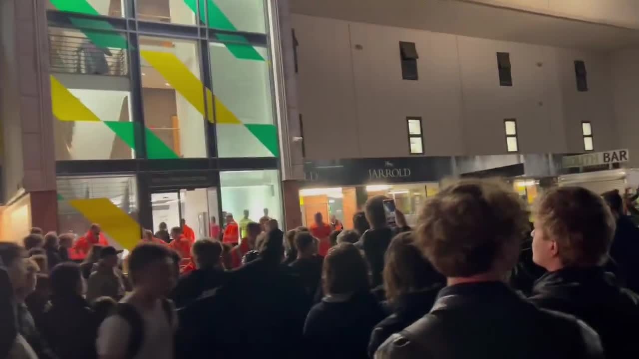 Furious fans protest outside Carrow Road after defeat in Leicester City ...