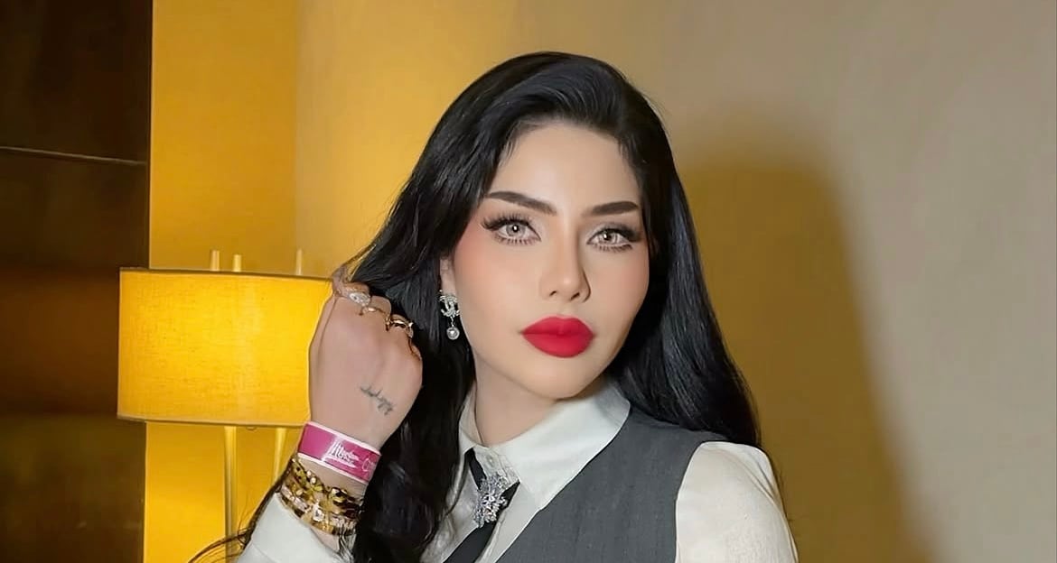 Influencer Sol León presume invitación al 4to Informe de Resultados de ...